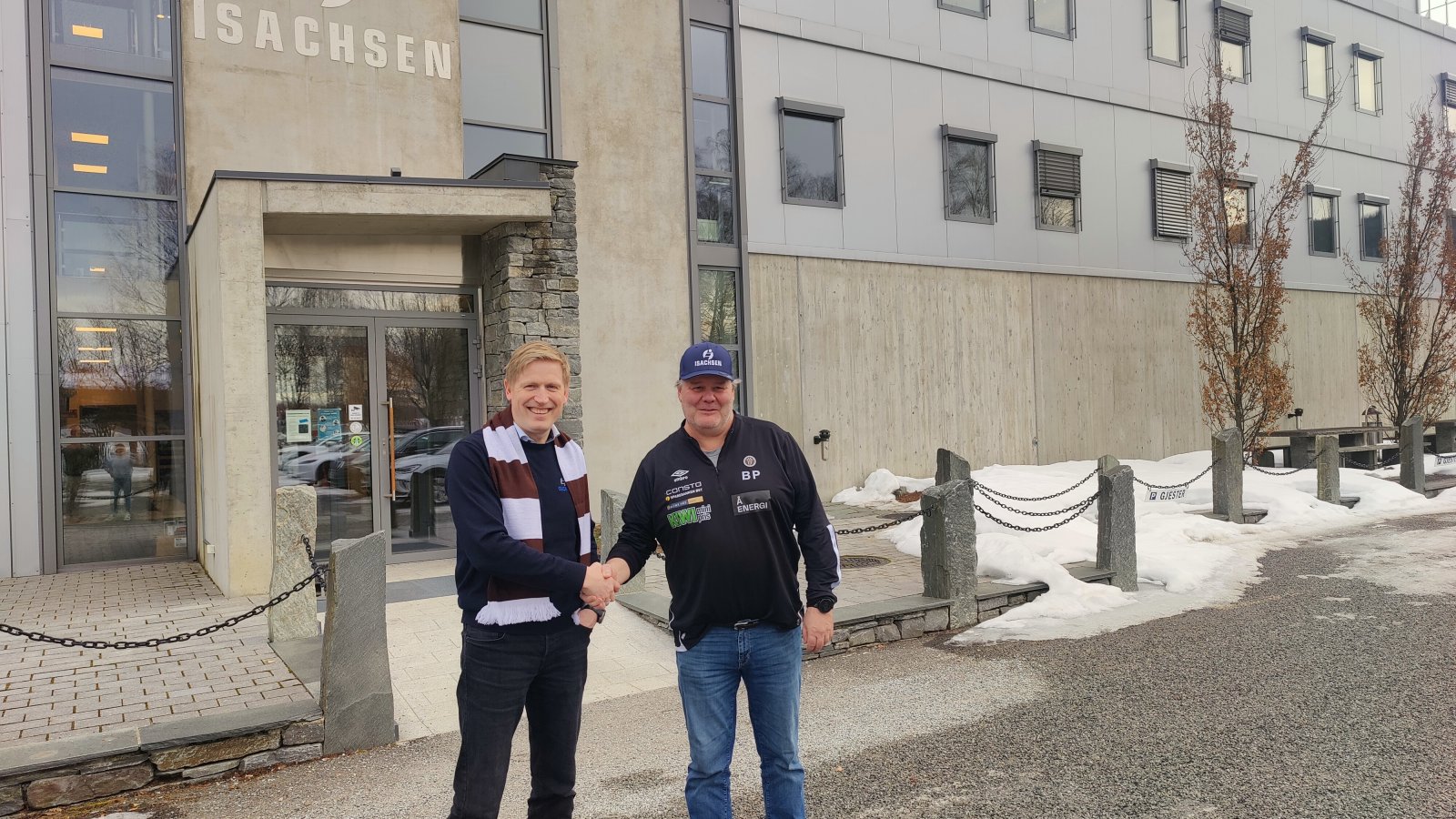 Forlenger med Isachsen Anlegg / Mjøndalen IF